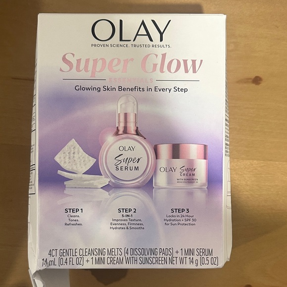 OLAY | Makeup | Olay Super Glow Essentials Set Pink And White | Poshmark